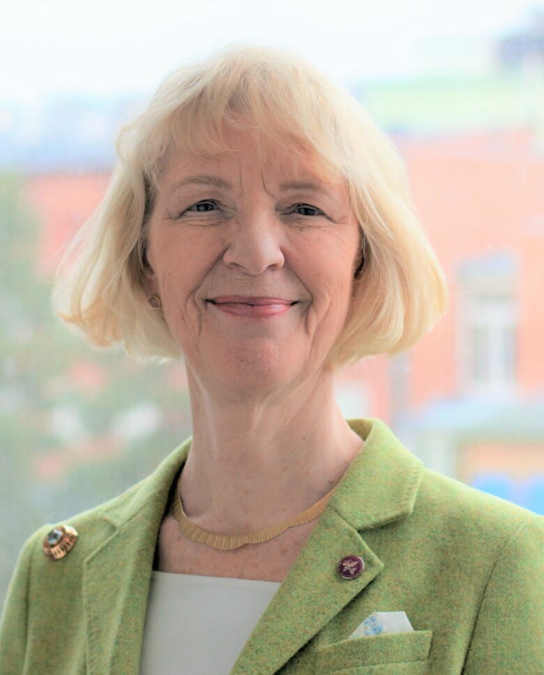 Kristina Alexanderson and Roland Möllby awarded the 2020 Silver Medal ...